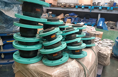 Detachable connector